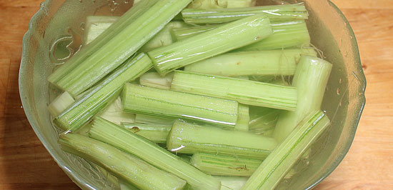 Rezept: Gobbi in Parmigiana - Kardy mit Tomaten überbacken - Rollis Rezepte